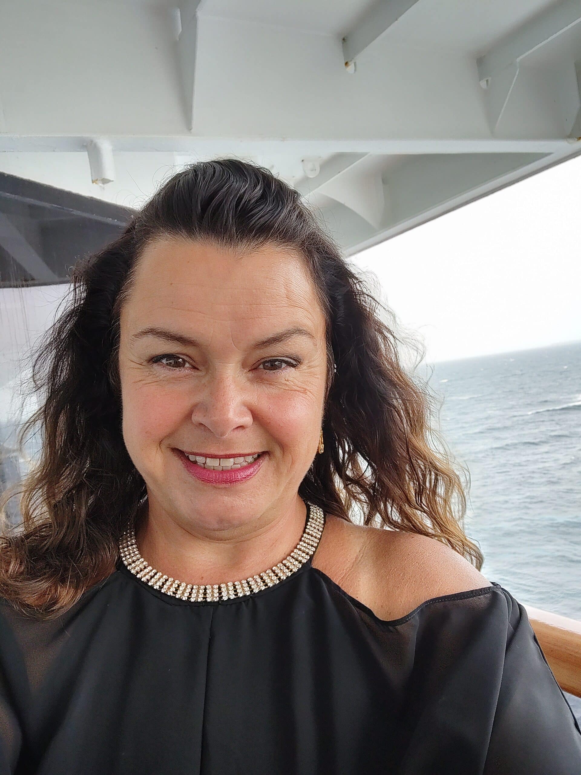 Meet Our Recruiting Team | TRS Healthcare